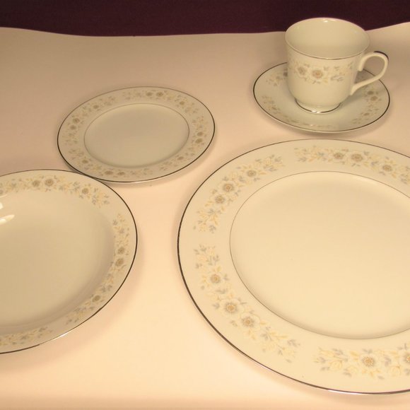 Kitchen | Sango Carlton Fine China Andover Pattern Round 482 Japan ...